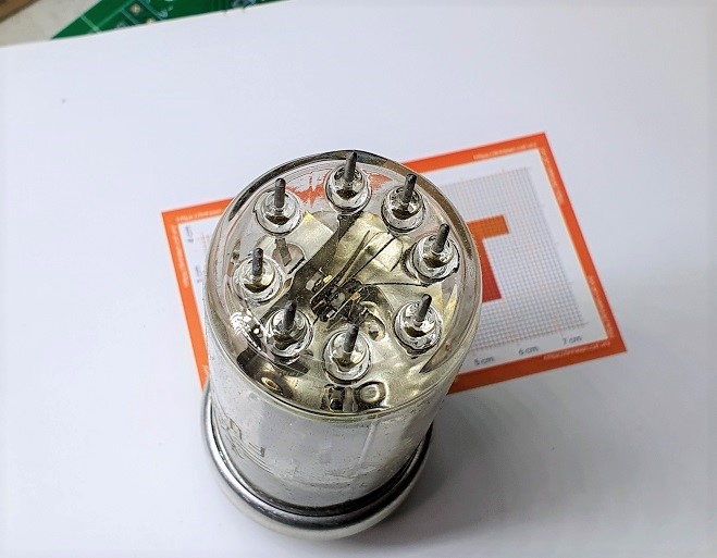 CXT – Từ ý tưởng đến sản phẩm - Bóng đèn điện tử tube FU-50 J